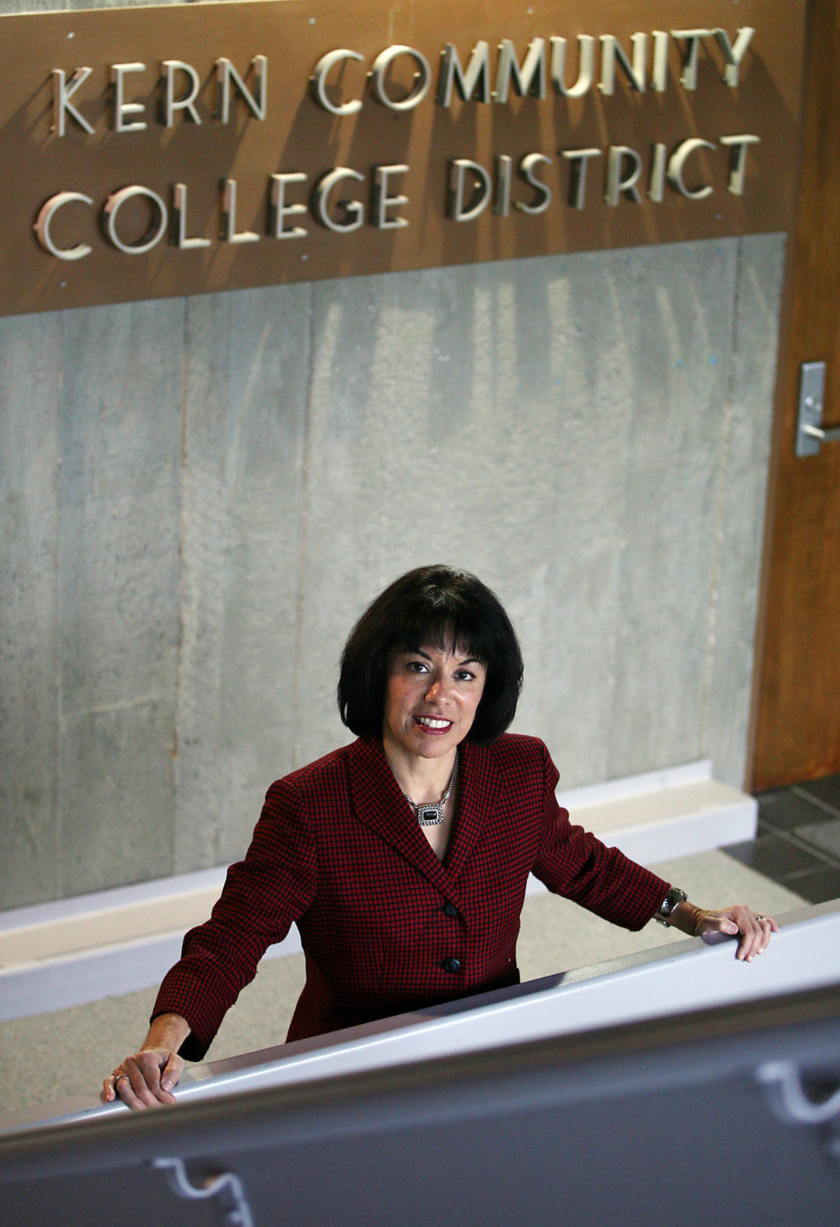 Kern Community College District puede nombrar nuevo administrador ...